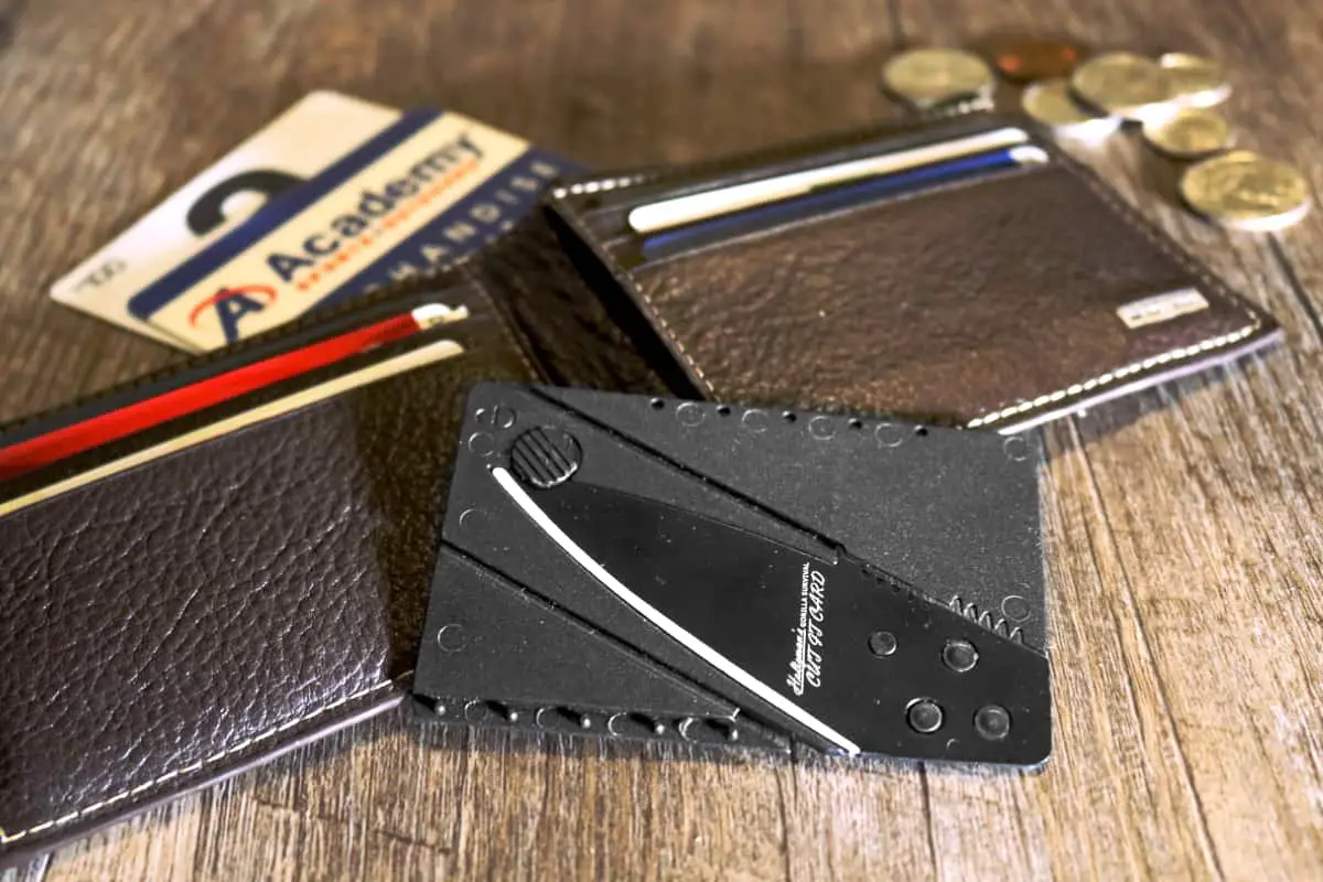 Credit Card Multi-Tools and Knives: A Complete Guide – Knife Manual