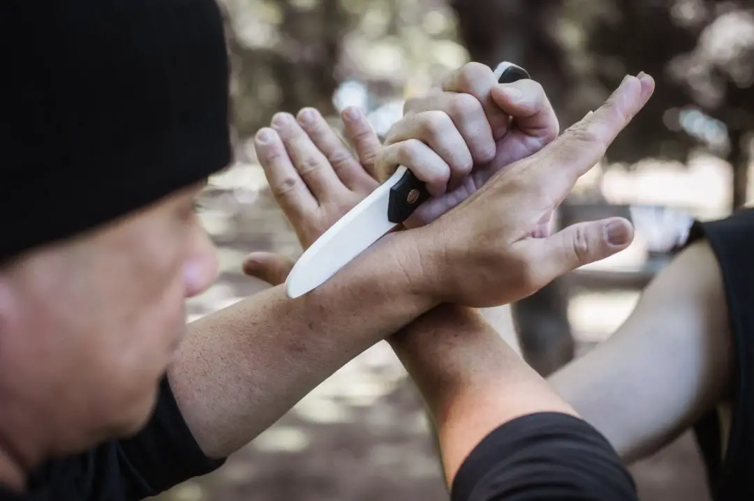 Are Pocket Knives Good for Self-Defense? – Knife Manual