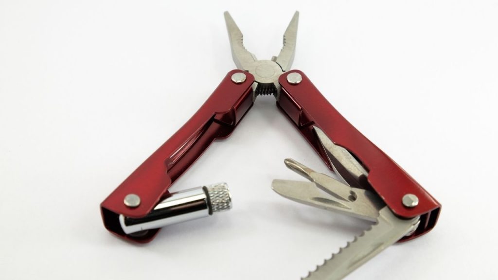 Are Multi-Tools Worth It? The Pros and Cons of Carrying a Multi-Tool ...